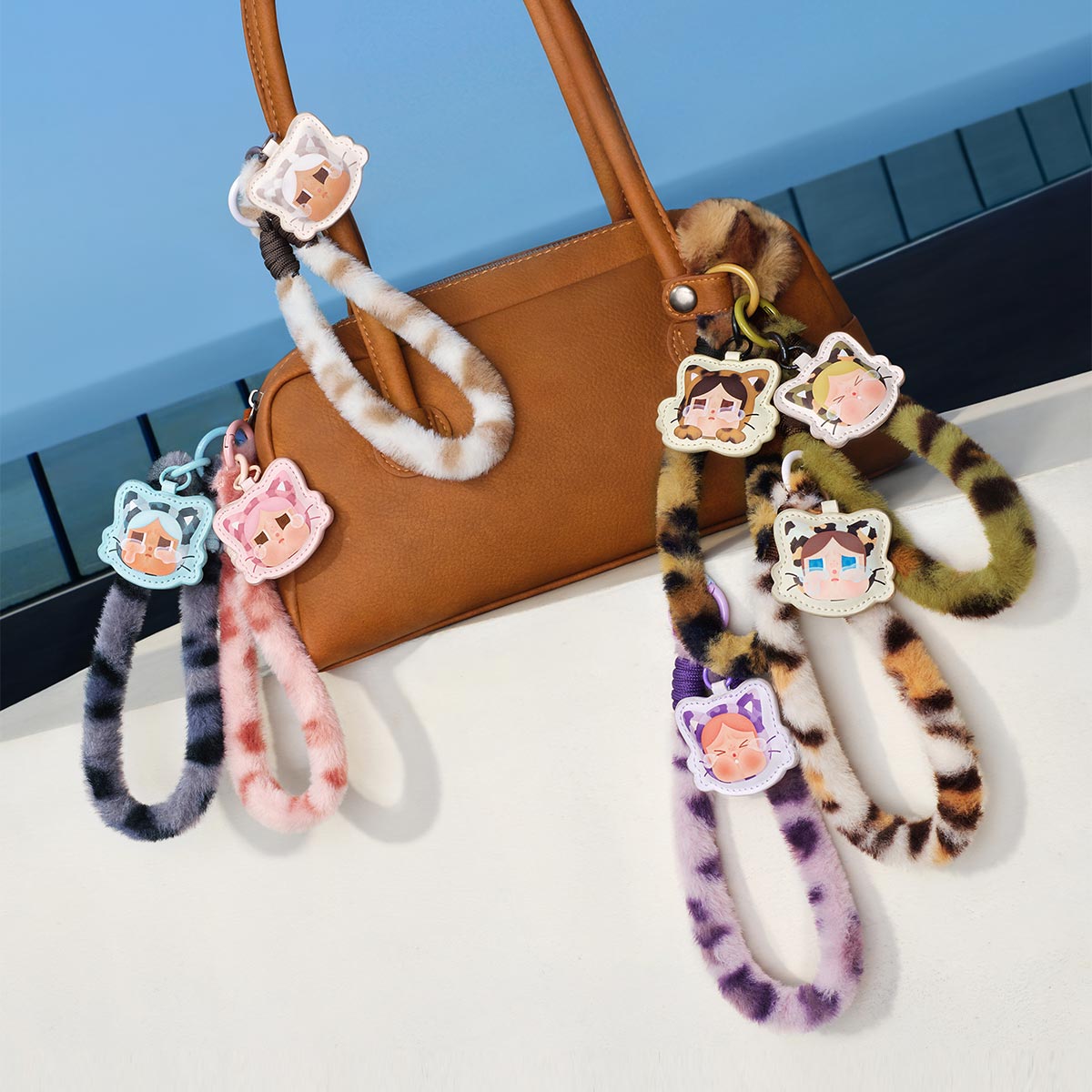 Dây Đeo Điện Thoại Crybaby Wild But Cutie Series POP MART 693157109536