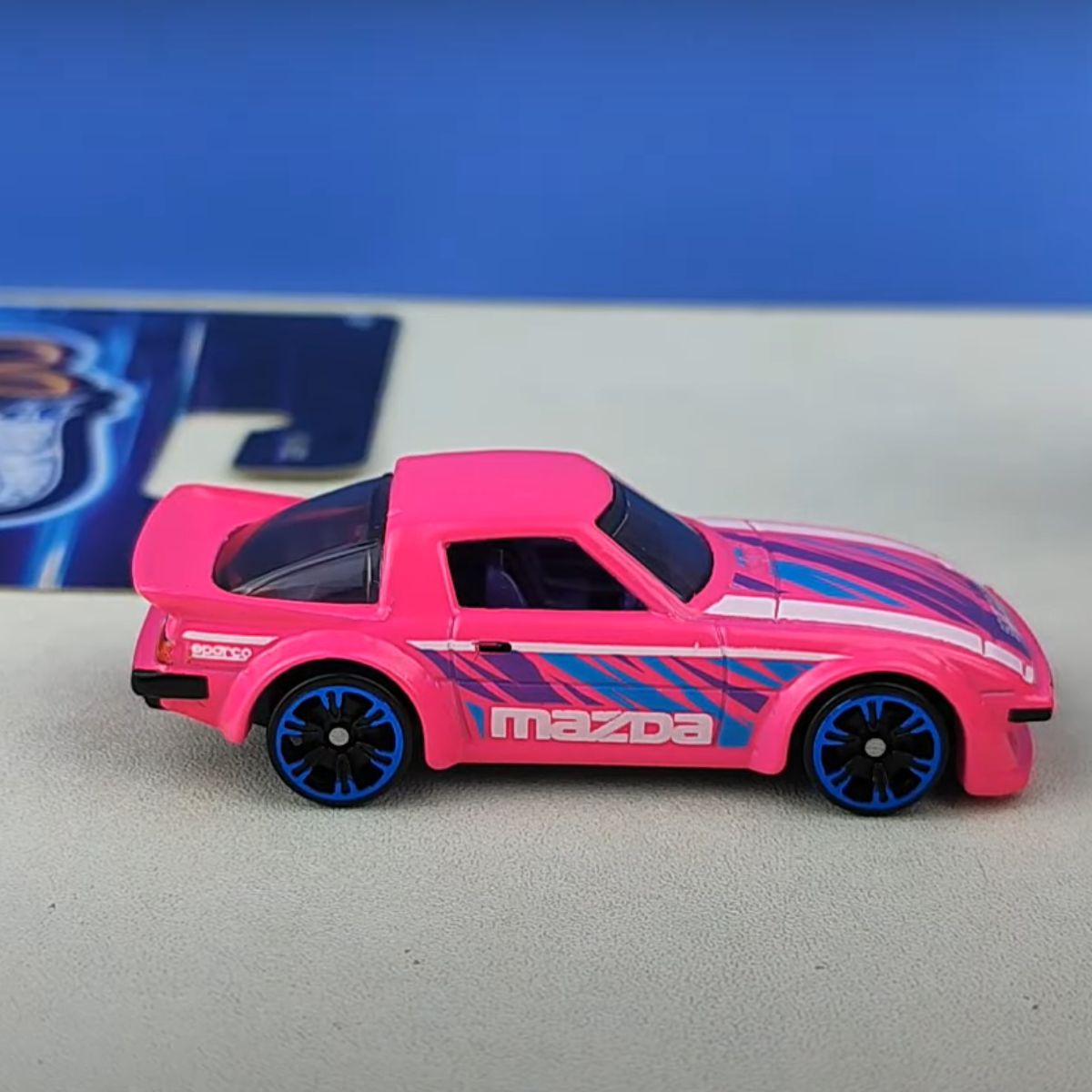 Siêu Xe Neon Speeders MAZDA RX-7 Hot Wheels HLH72
